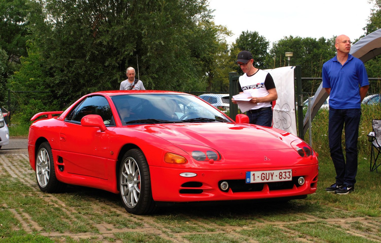 Mitsubishi 3000 GT technical specifications and fuel economy